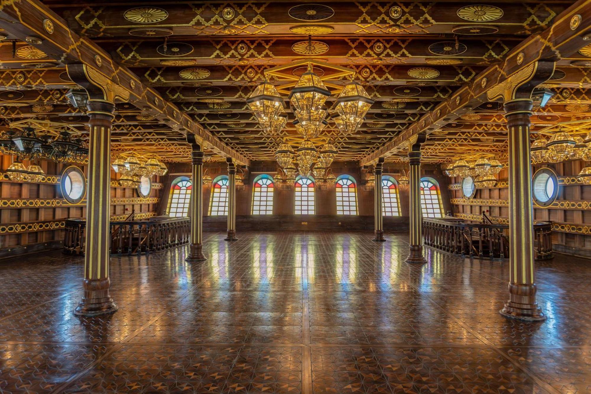 RADISSON BLU HOTEL, KUWAIT HOTEL KUWAIT CITY